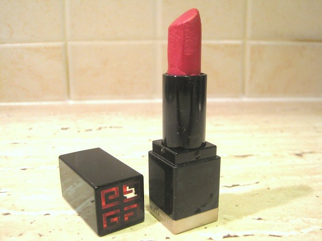 Givenchy - Lip Lip Lip! Lipstick