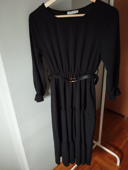 Crna haljina dugih rukava uni
