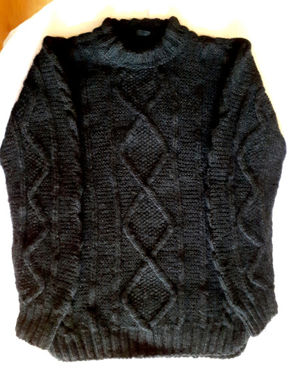 Odlican zlatiborski džemper, 100% vuna, CRNI