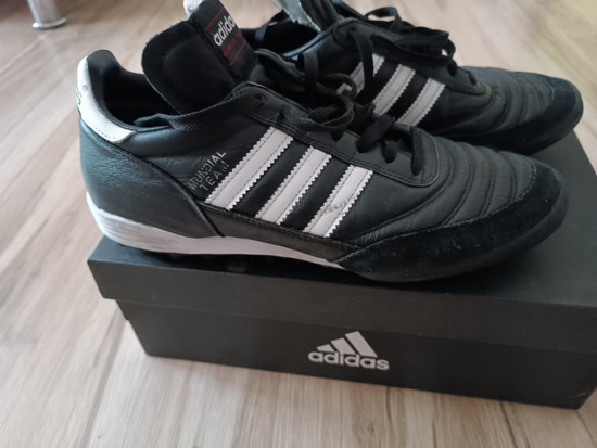 Kozne patike za fudbal Adidas