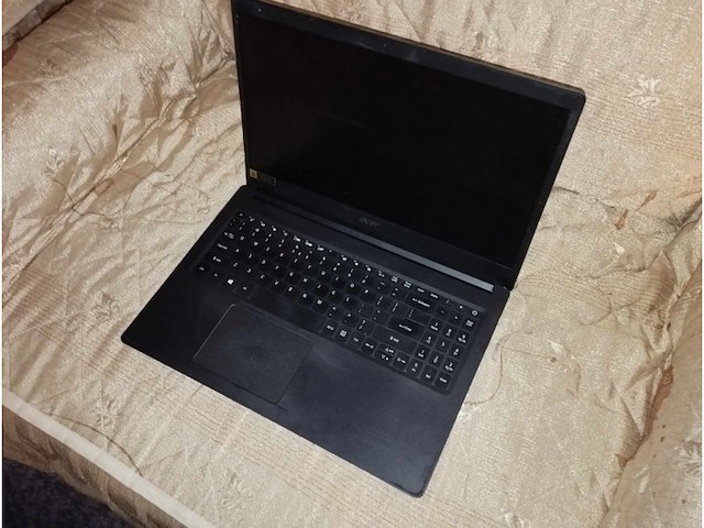 Lap top Acer Aspire 3 - neintegrisana grafička