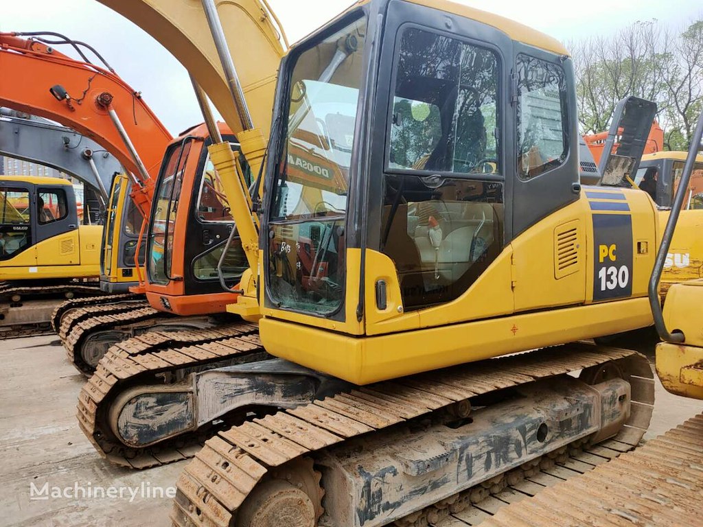 Komatsu PC130 pc130-7 bager guseničar