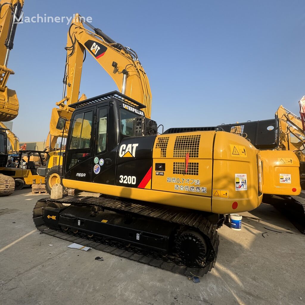 Caterpillar 320D CAT bager guseničar