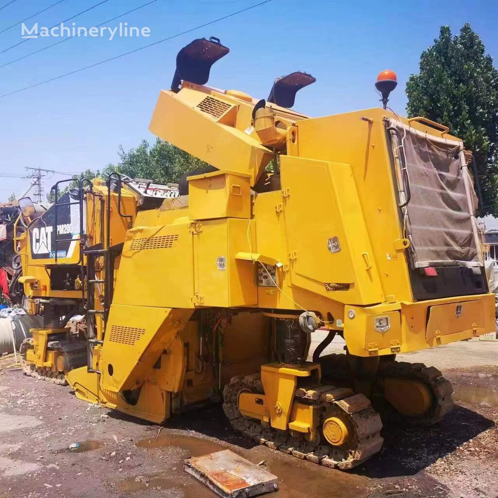 Caterpillar PM200 glodalica za asfalt