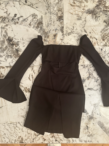 Crna elegenatna haljina