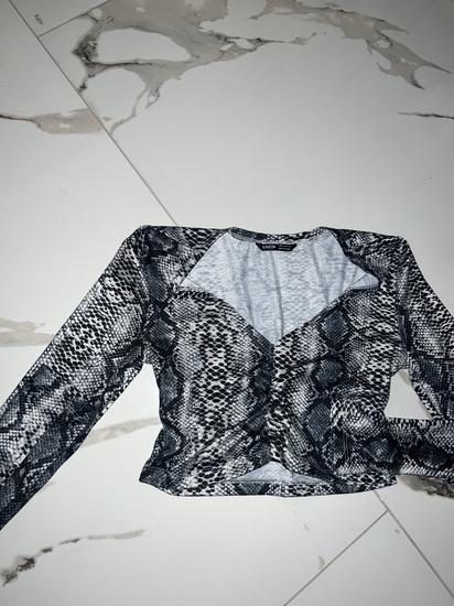 Crop top bluza