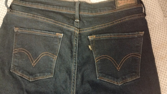 LEVIS black tab 512