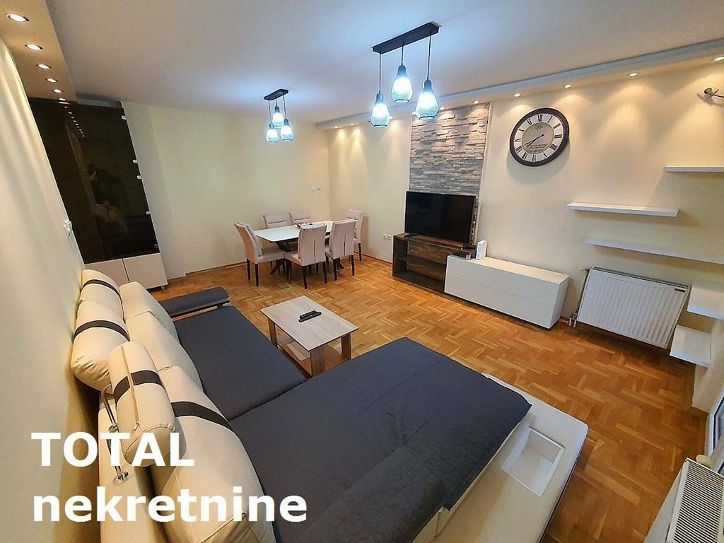 Troiposoban stan NOVI SAD, 236900€