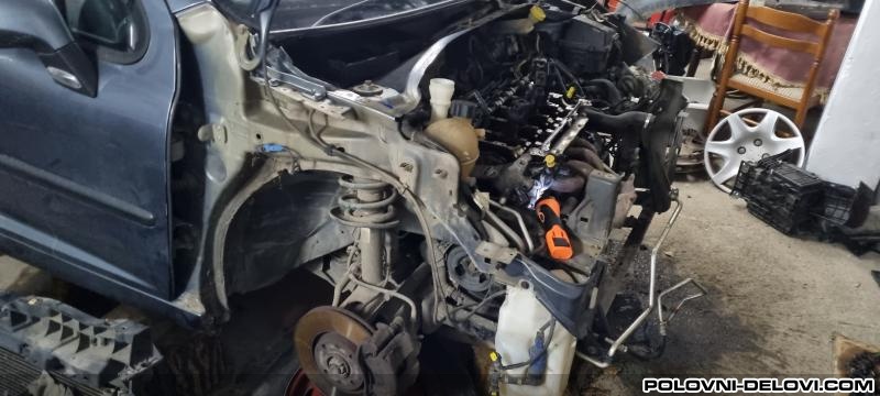 Peugeot 207 1.6 Benzin Vti Kompletan Auto U Delovima