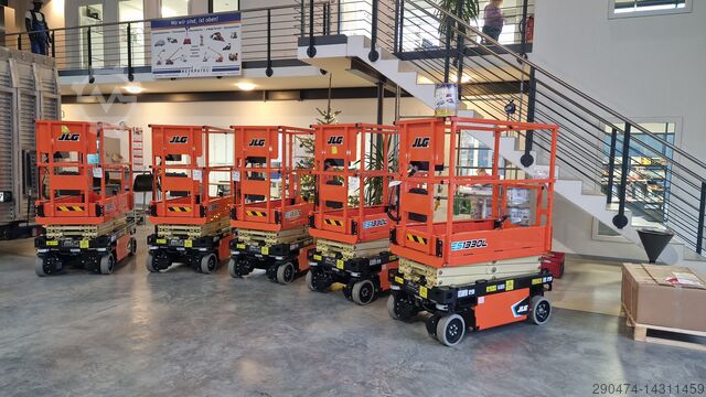 Podizanje makaza
JLG ES1330L