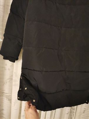 Dugačka crna ženska jakna Takko
