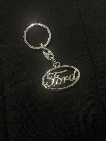 Privezak za ključeve Ford