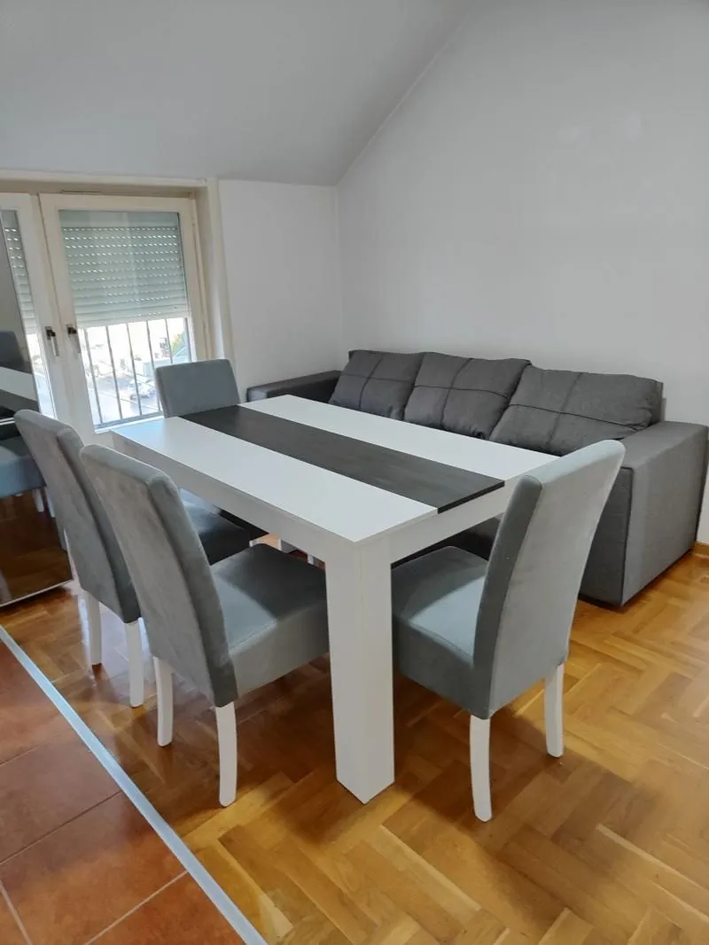 Izdavanje, jednosoban stan, 44m2, Altina, Beograd