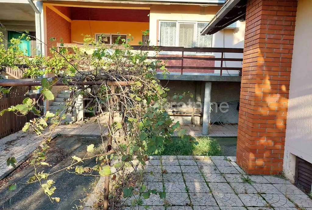 Prodaja, kuća, 203m2, Mladenovac, Beograd