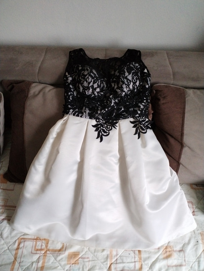 Svečana crno-bela haljina M