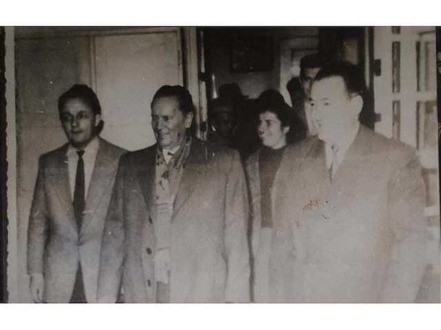 Josip Broz Tito U Poseti Fabrici Čarapa `UDARNIK` 3