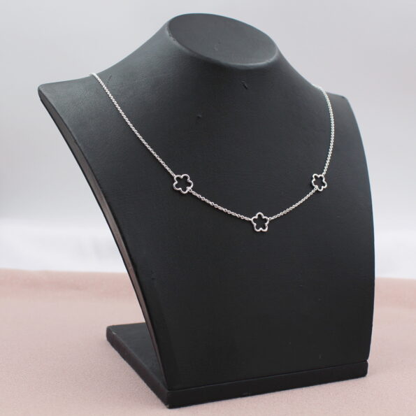 Srebrna ogrlica „TRI CVETA“ 1018
