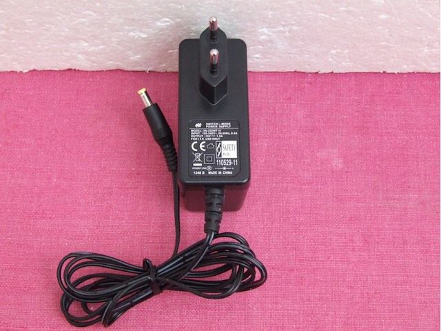 ENG adapter 15V 1.5A ORIGINAL + GARANCIJA!