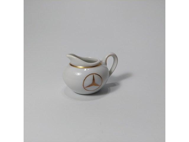 Mercedes creamer Schonwald 382 porcelan