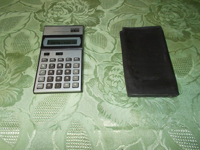 Casio HL-101 Electronic Calculator