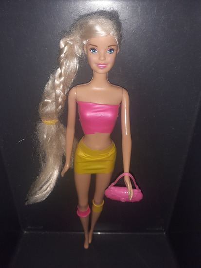 Barbie lutka