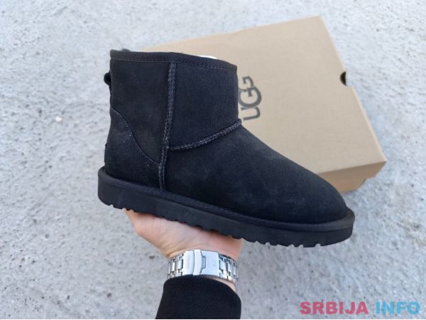 UGG Classic Mini Black