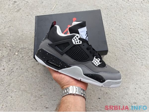 Nike Air Jordan 4 Retro Fear