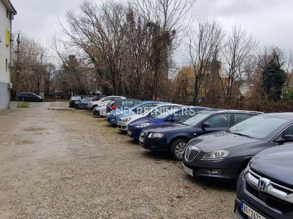 Poslovni prostor sa parkingom na Novom Beogradu - TC Ušće