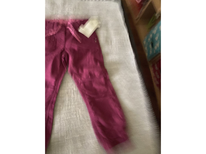 C&A dečije pantalone 116