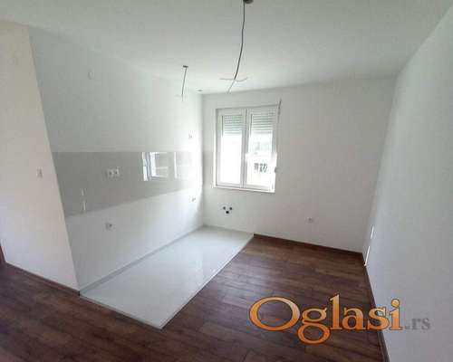 Na prodaju DVOSOBAN stan 40m2 NOVI SAD