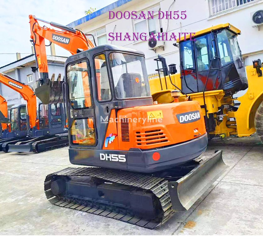 Doosan DH55 bager guseničar