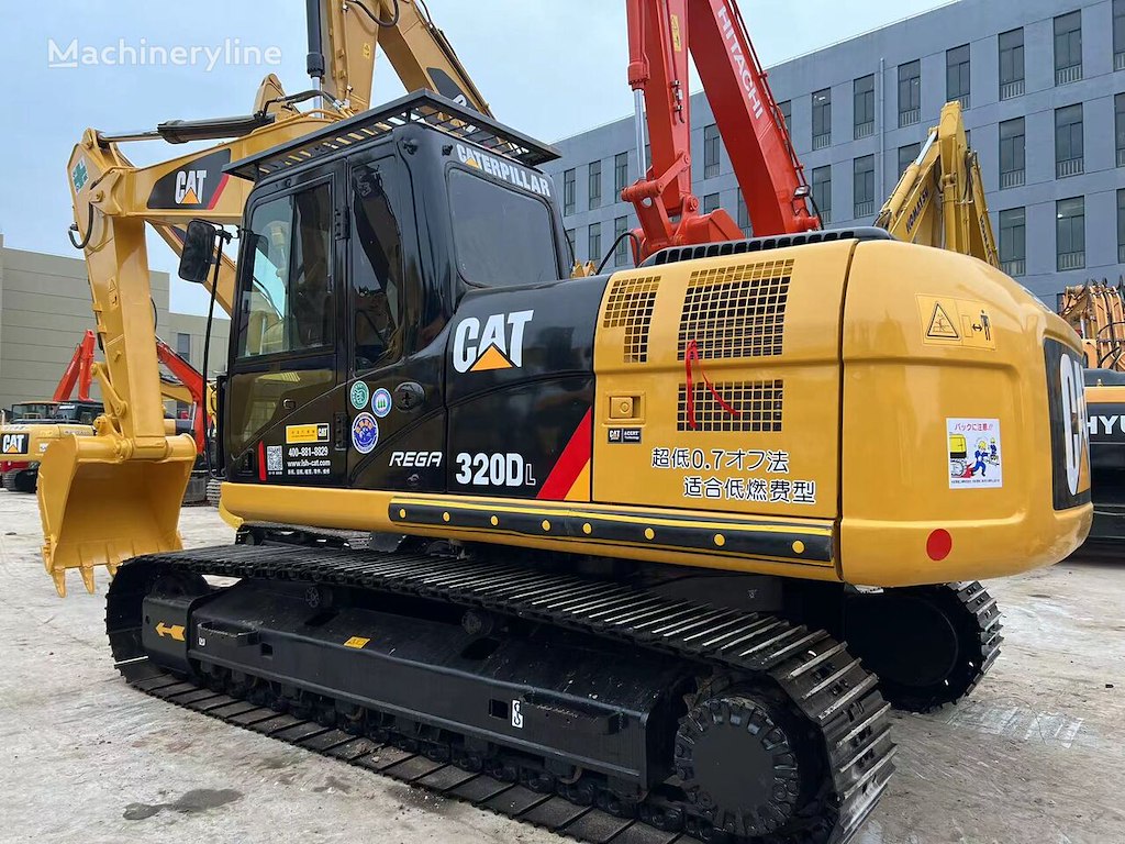 Caterpillar 320DL bager guseničar