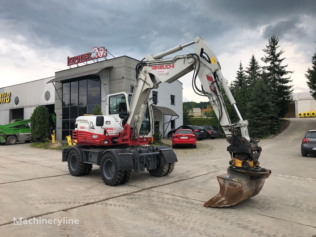 Takeuchi TB295W bager točkaš