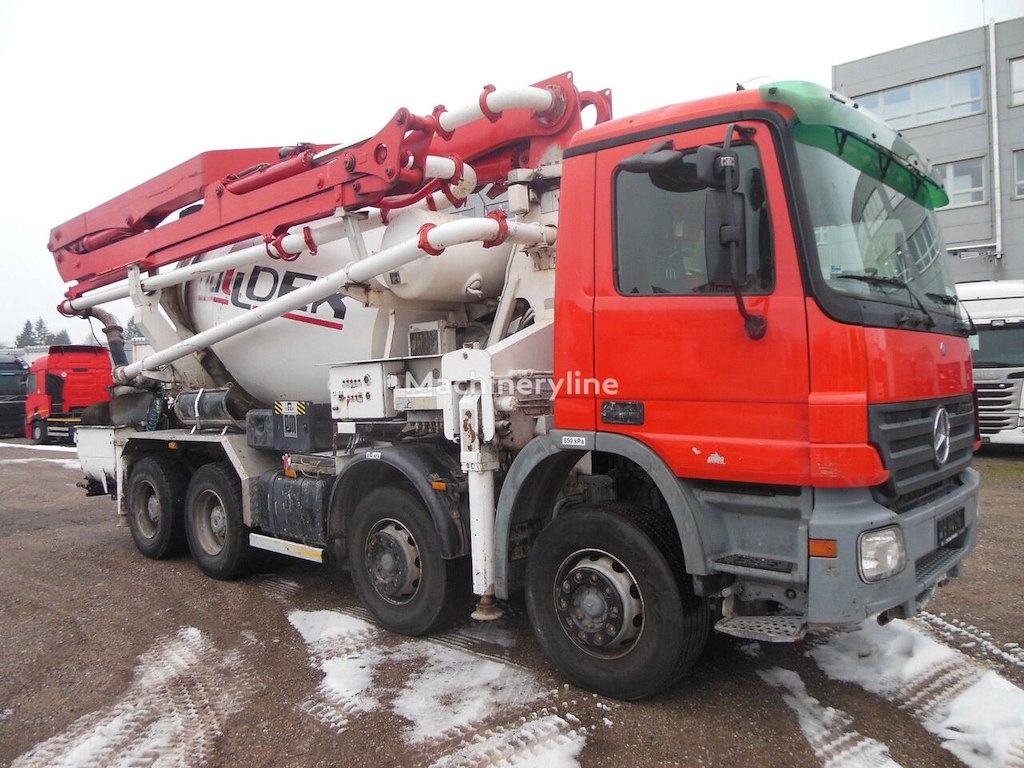 Liebherr na šasiji Mercedes-Benz Actros 3241 kamion s mešalicom za beton