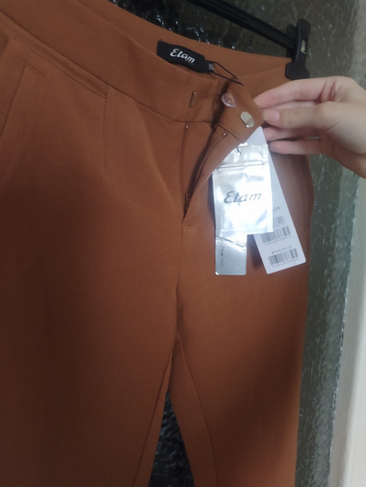 ETAM PARIS NOVE sa etiketom Poslovne Pantalone