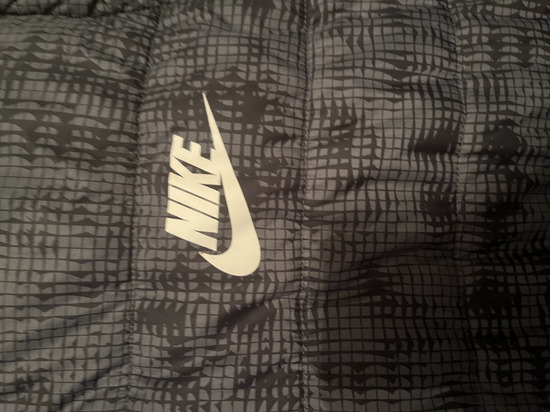 Nike Downfil jakna