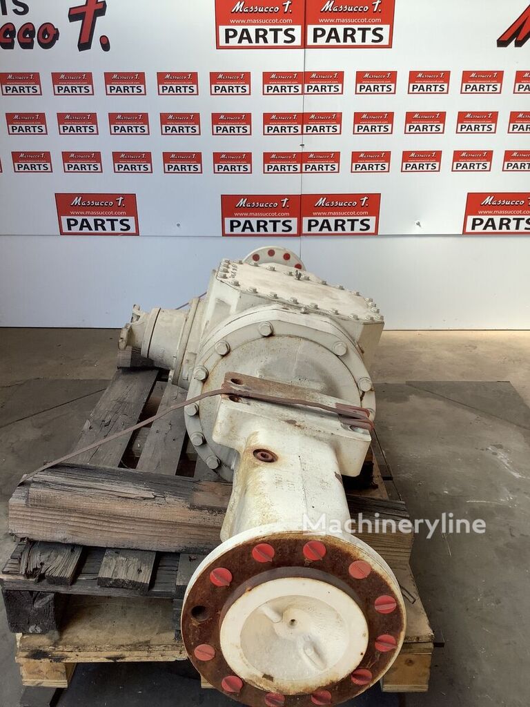 Prednji most za New Holland W130 bagera
