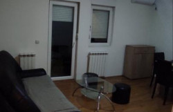 Stan-Apartman za Duži Najam, Zemun, Beograd, €450