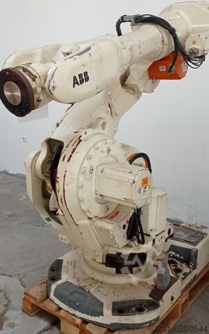 Industrijski robot
ABB ROBOTIC ARM IRB6600-175/2.55 M2004