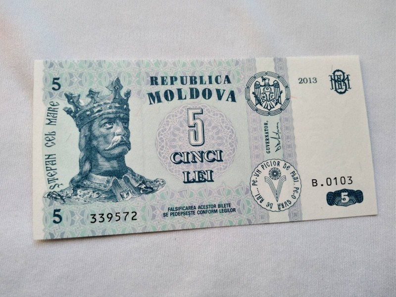 Moldavija 5 lej,2013 god.UNC