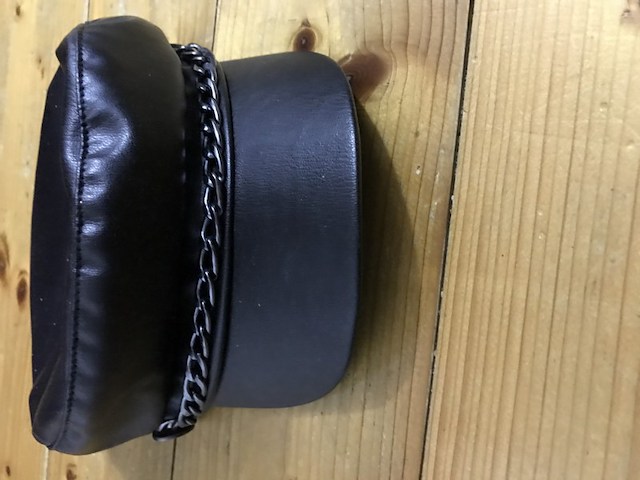 Lc Waikiki obim 57cm crni od vestacke koze