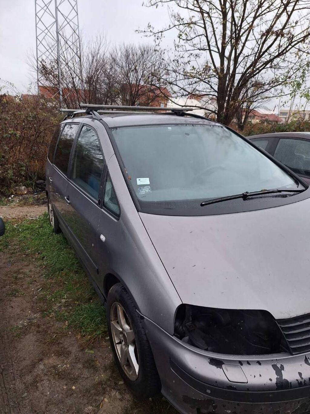 Vrata komplet Seat Alhambra 2008 Sva cetiri vrata na stanju. Prodaju