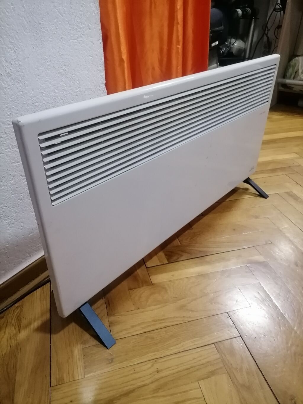 Radijator CASA . Ima više Grejalica. 2000W Mirjevo