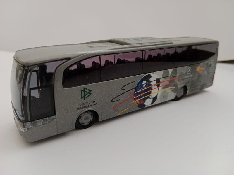 Autobus MERCEDES