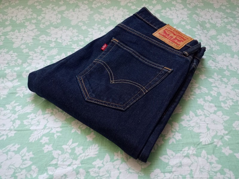 Levis 512 - Slim Tapered Jeans