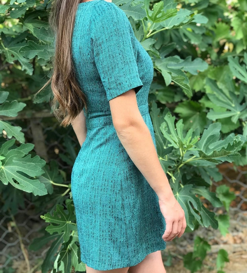Novo! Zelena mini haljina sa faltama