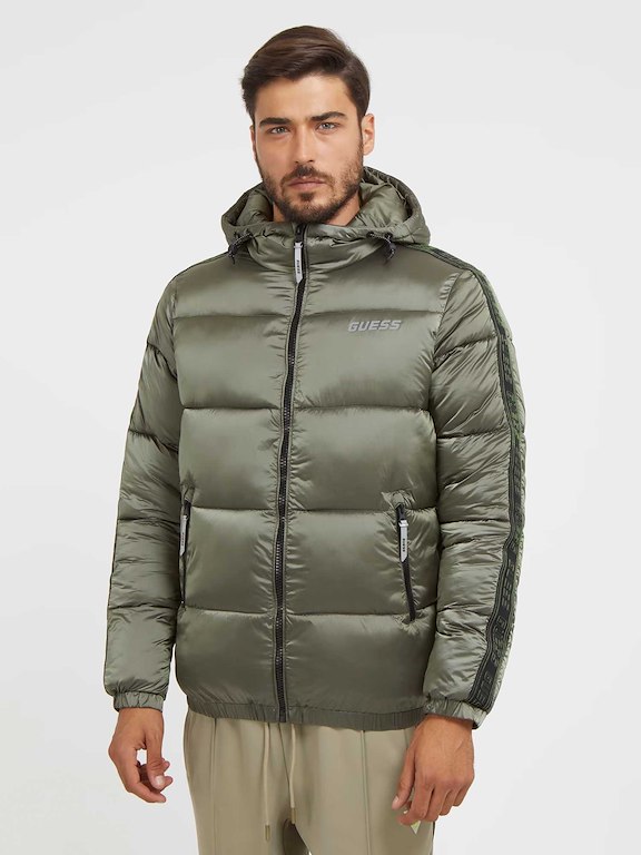 GUESS BYRNIE PADDED JACKET
19247 RSD 15397 RSD
The lowest price in the last 30 days*: 15397 RSD