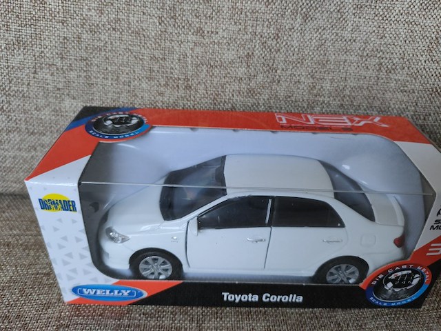 Toyota Corolla - metalni auto