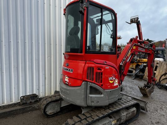 Yanmar VIO25-4 Cabine mini bager