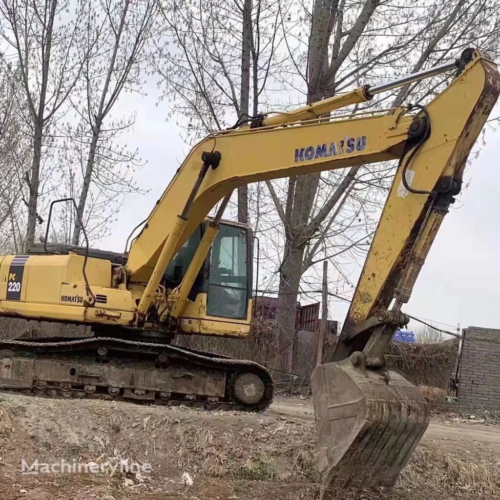 Komatsu PC220-7 bager guseničar